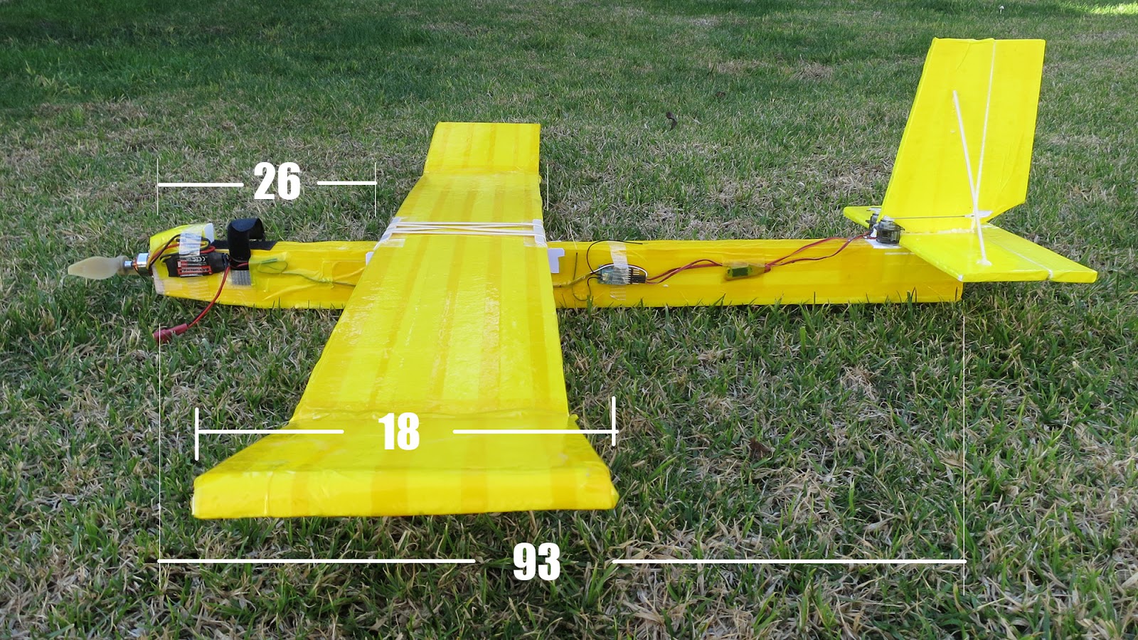 Newton Airlines: The Boxler - Packing box plane