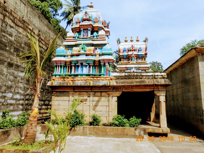 A Wandering Heritager: Arulmigu Kutralanathar Temple / Arulmigu ...