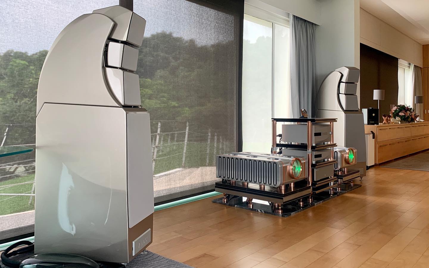 The ultimate bedroom system! – M & S | Ultimate High-Fidelity