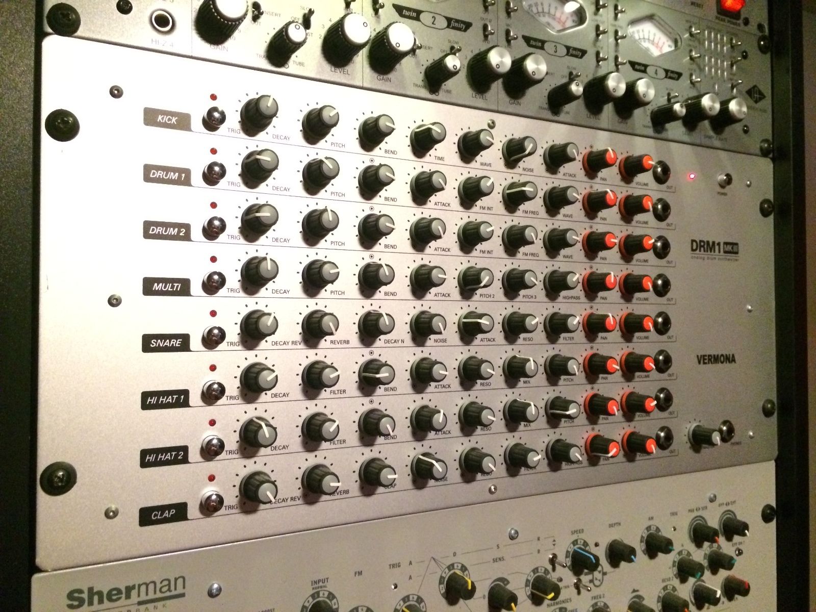 Matrixsynth Vermona Drm 1 Mk Iii Analog Drum Synthesizer