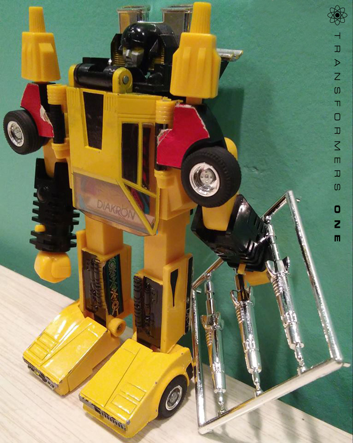 Transformers Square One: Hasbro G1 Sunstreaker - Figure & Sticker History