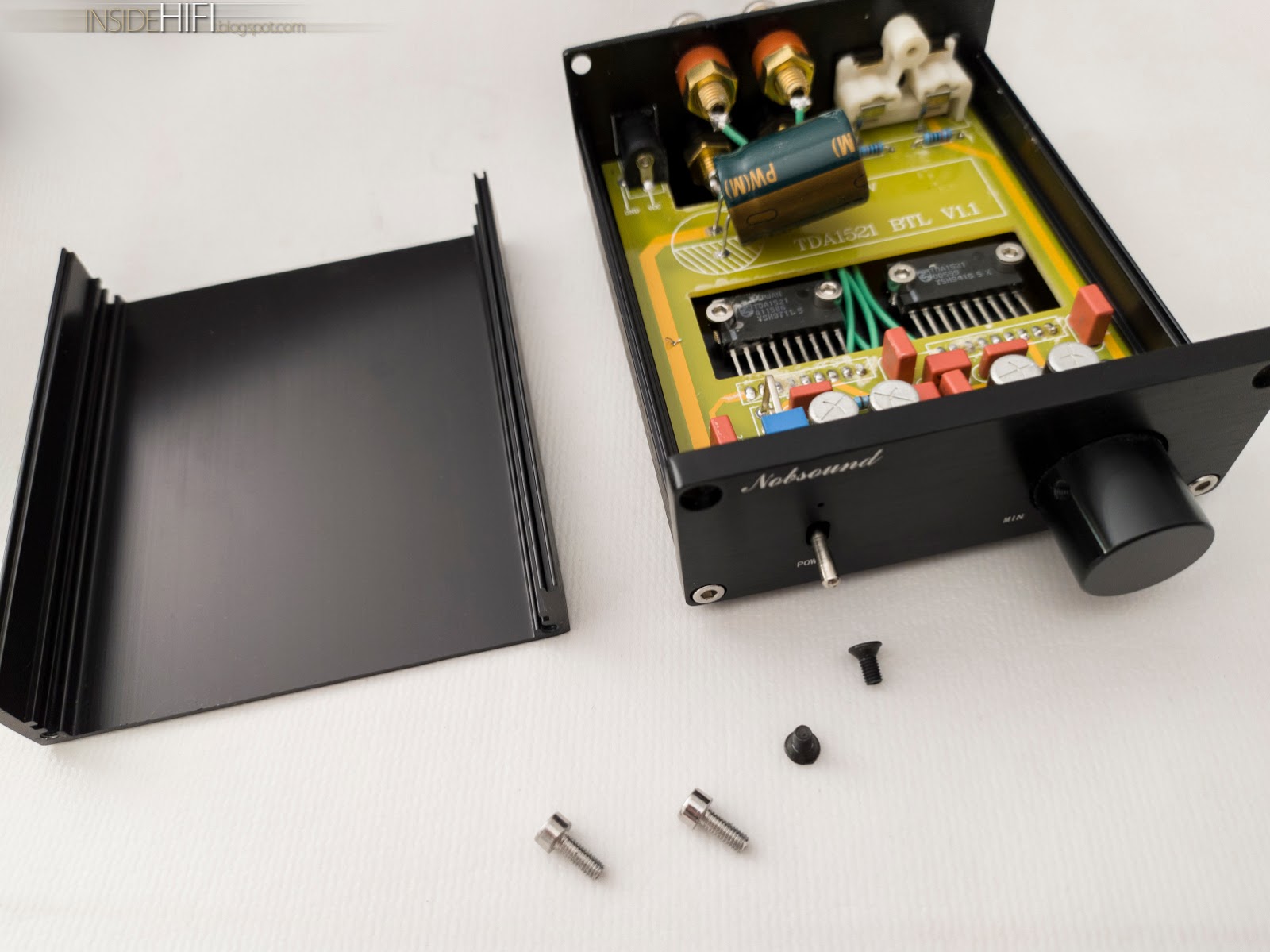 Inside Hi-Fi: Nobsound TDA1521 amplifier