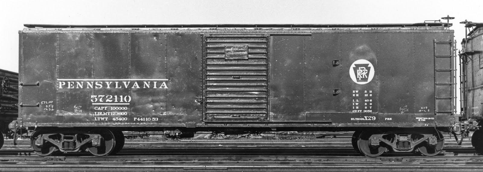 Prototype Railroad Topics: The enigmatic PRR 2D-F8 truck