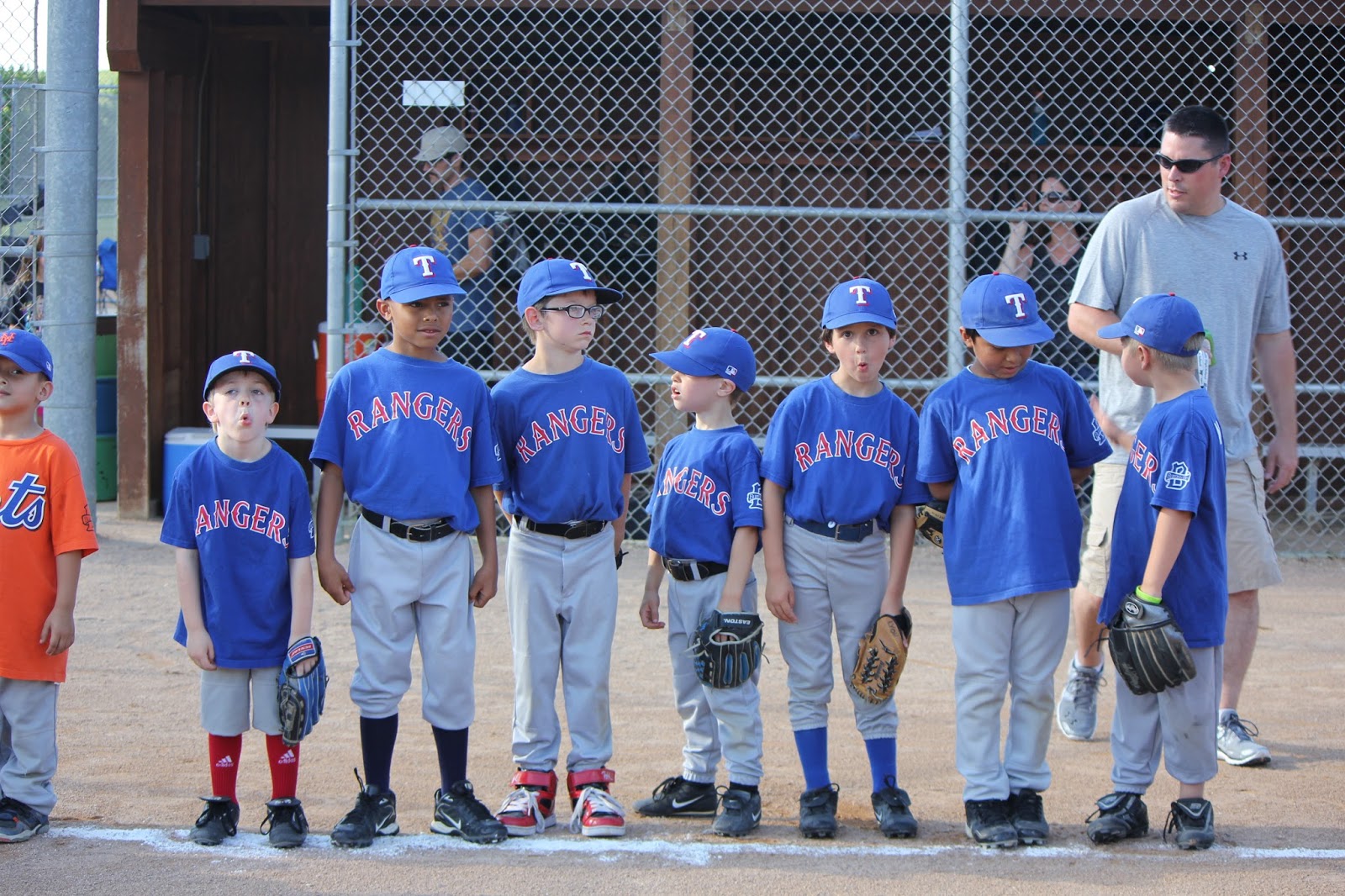 Gust Gab: World Series of Mite Baseball