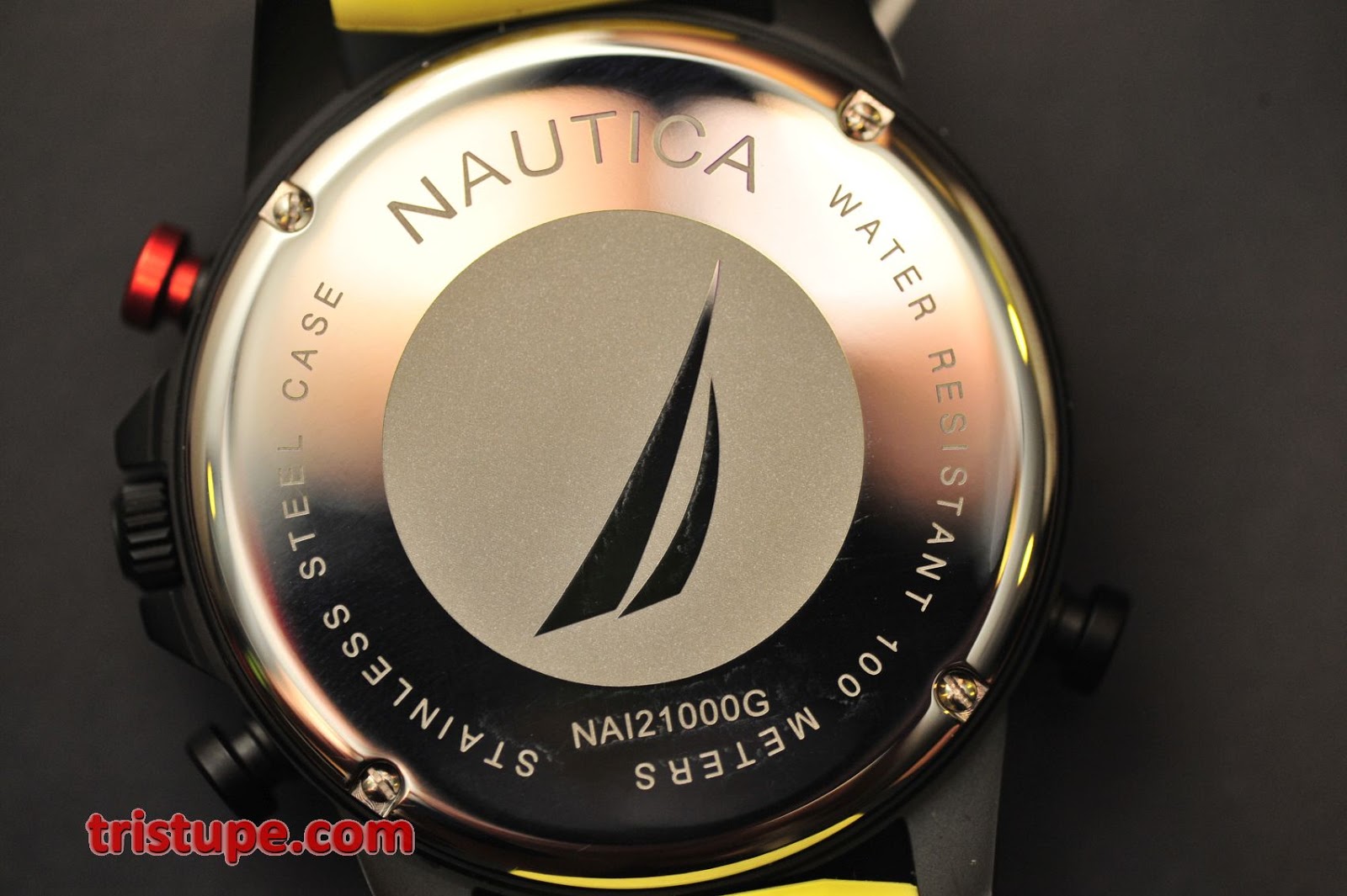 Nautica Tide Temp Compass Launched in Malaysia ~ TRISTUPE.COM