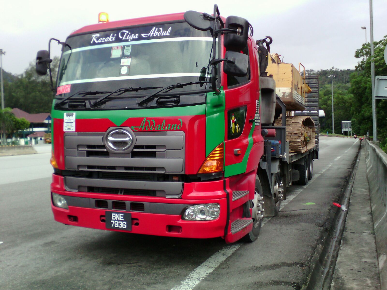Lori Kren Service: lori kren Self loader Banting Selangor
