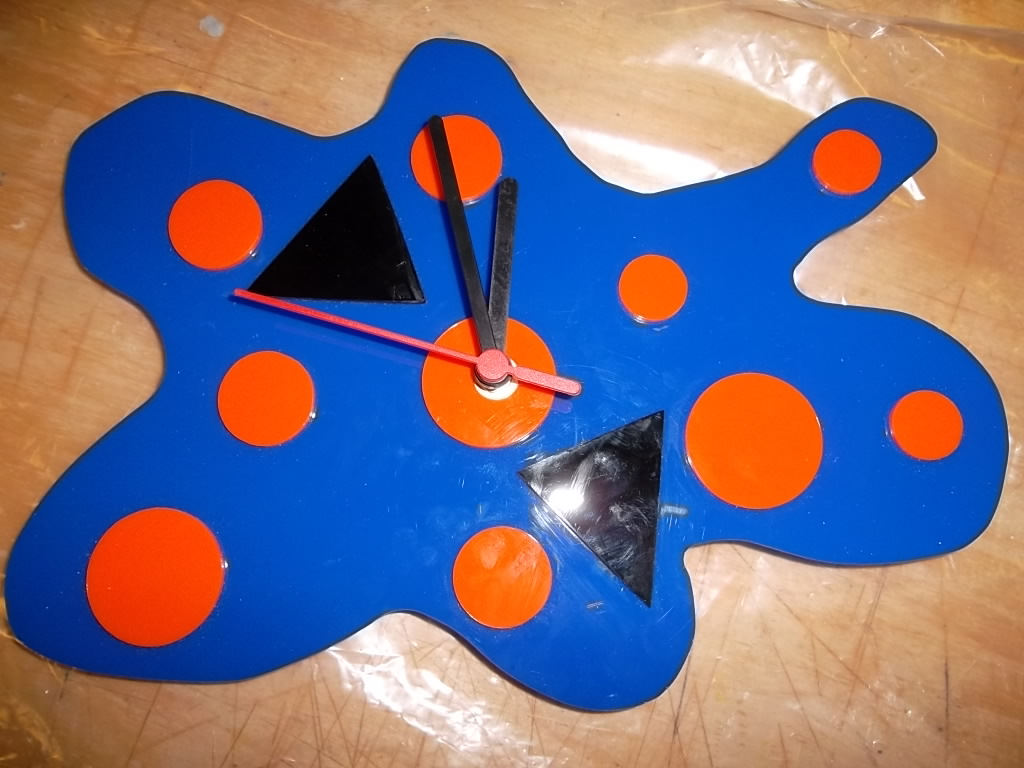 Welcome to my Design & Technology Blog: 8X3 Produce superb Memphis clocks