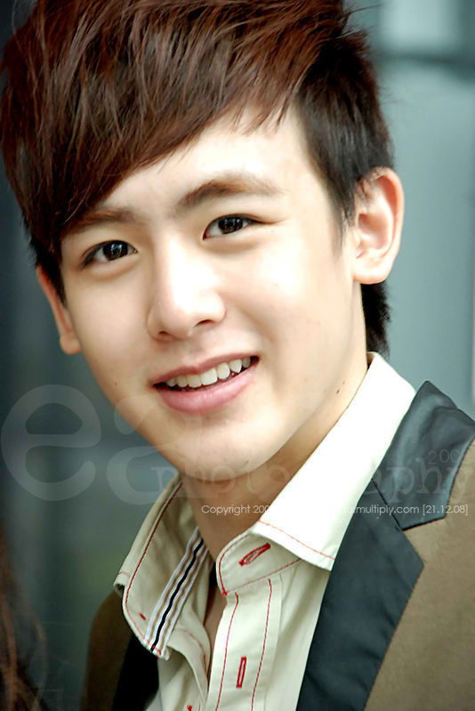 K-Pop Cute and Handsome Male Stars: 2PM's Nichkhun Horvejkul