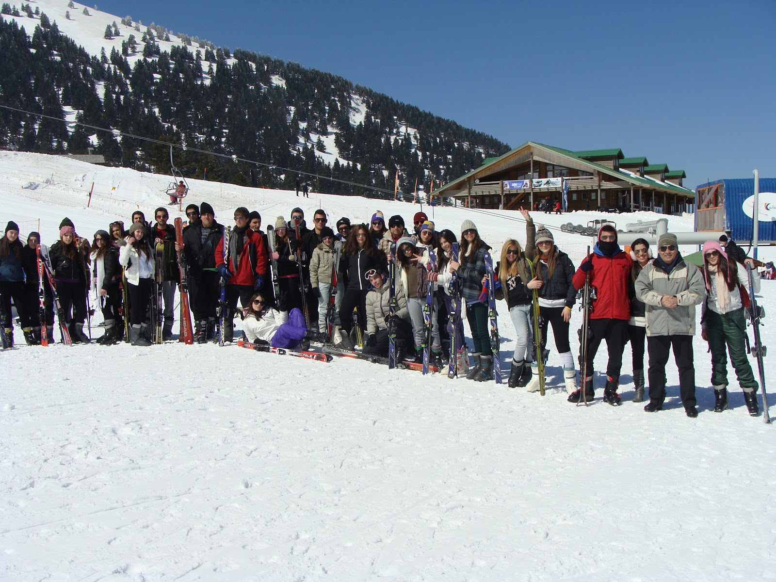 «ΕΚΔΡΟΜΗ 3ου ΓΕΛ ΚΟΡΙΝΘΟΥ ΣΤΟ ΧΙΟΝΟΔΡΟΜΙΚΟ ΚΕΝΤΡΟ ΚΑΛΑΒΡΥΤΩΝ» | Parakato.gr