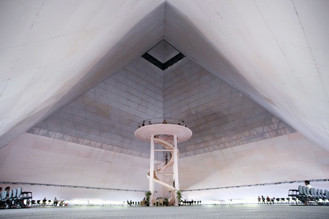 Pyramid valley and Art of Living - Dive into the serenity 11/01/2015