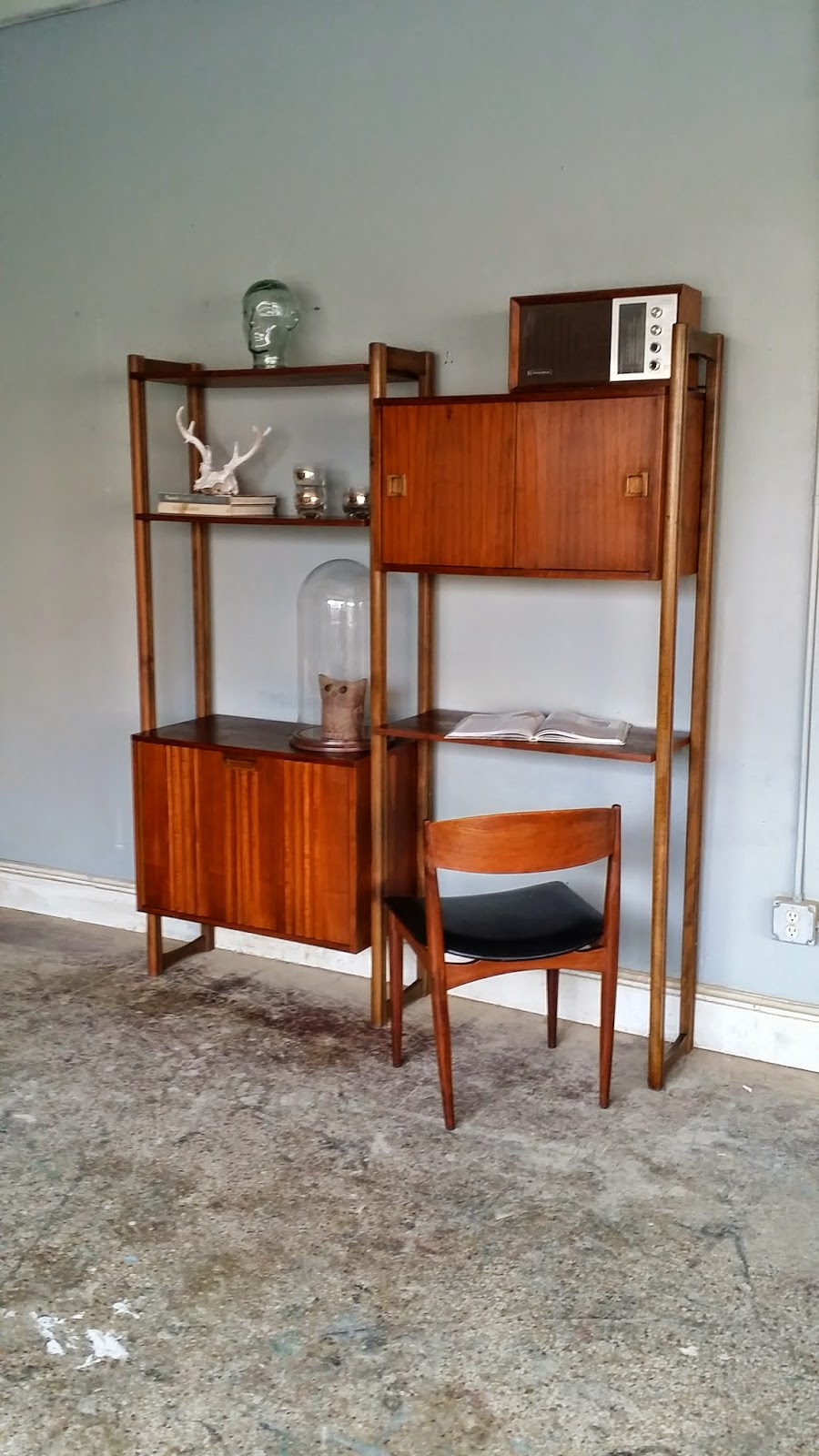 Vintage Ground: Stunning Mid Century Wall Unit / Shelving Unit