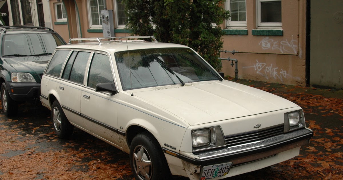 OLD PARKED CARS.: 1983 Chevrolet Cavalier CS 2.0.