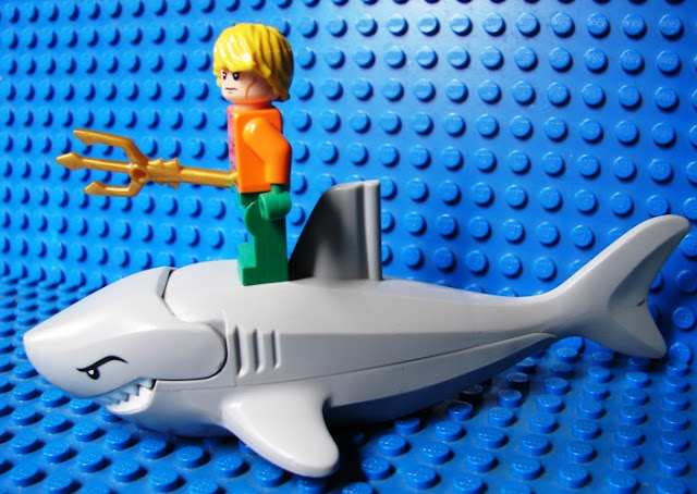 Toyriffic: LEGO Great White Shark (and Aquaman too!)