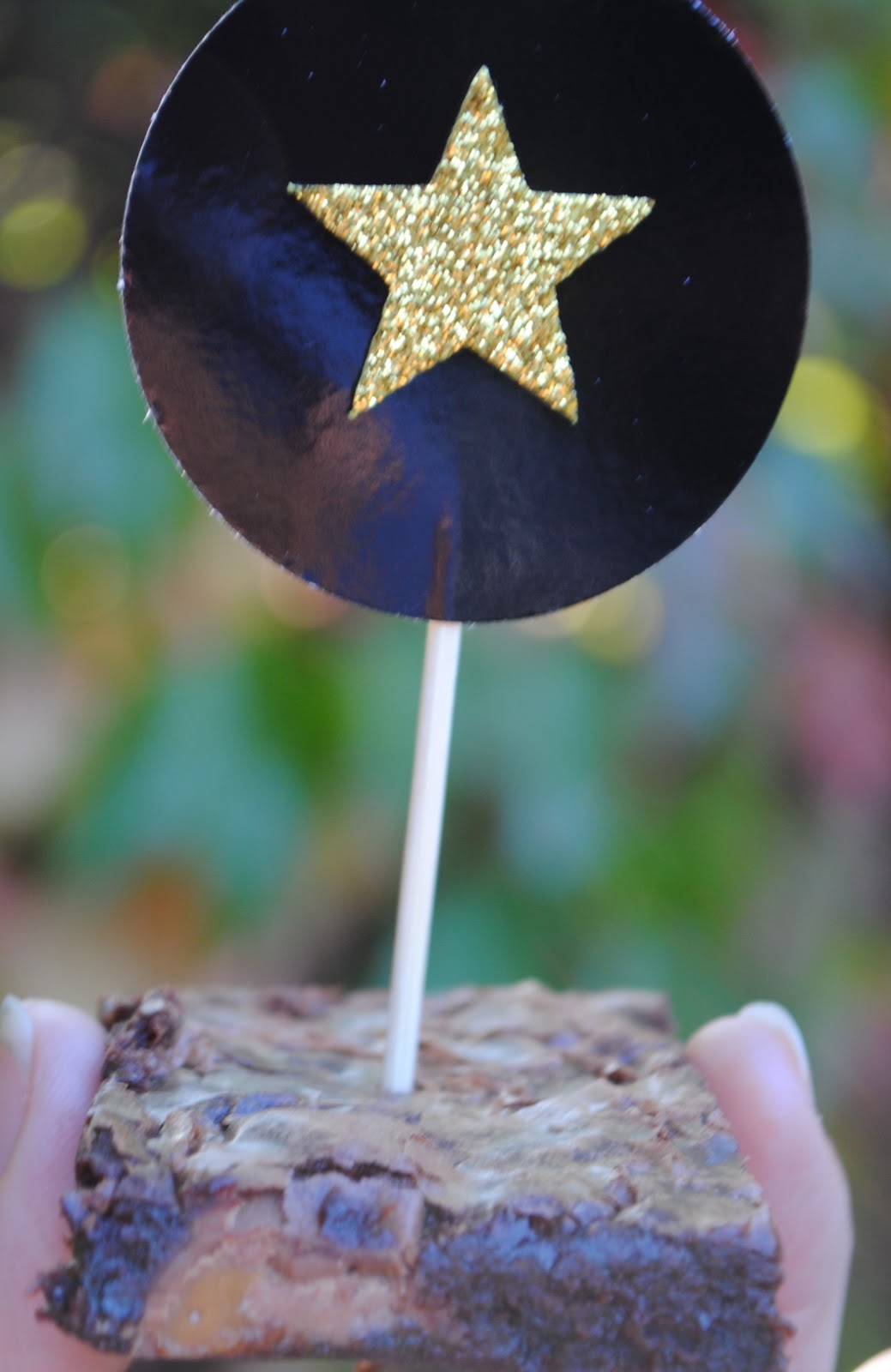 Jac o' lyn Murphy: Munchies on the Moon...Space Party Snacks