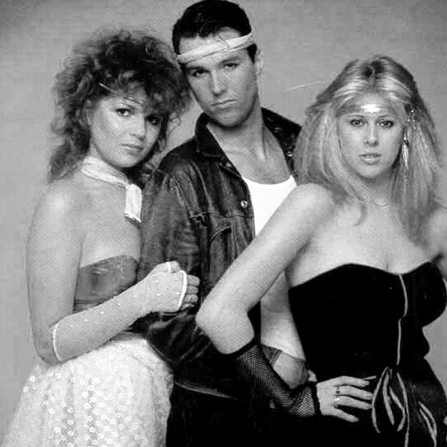 DISCOS PARA EL RECUERDO : TIGHT FIT