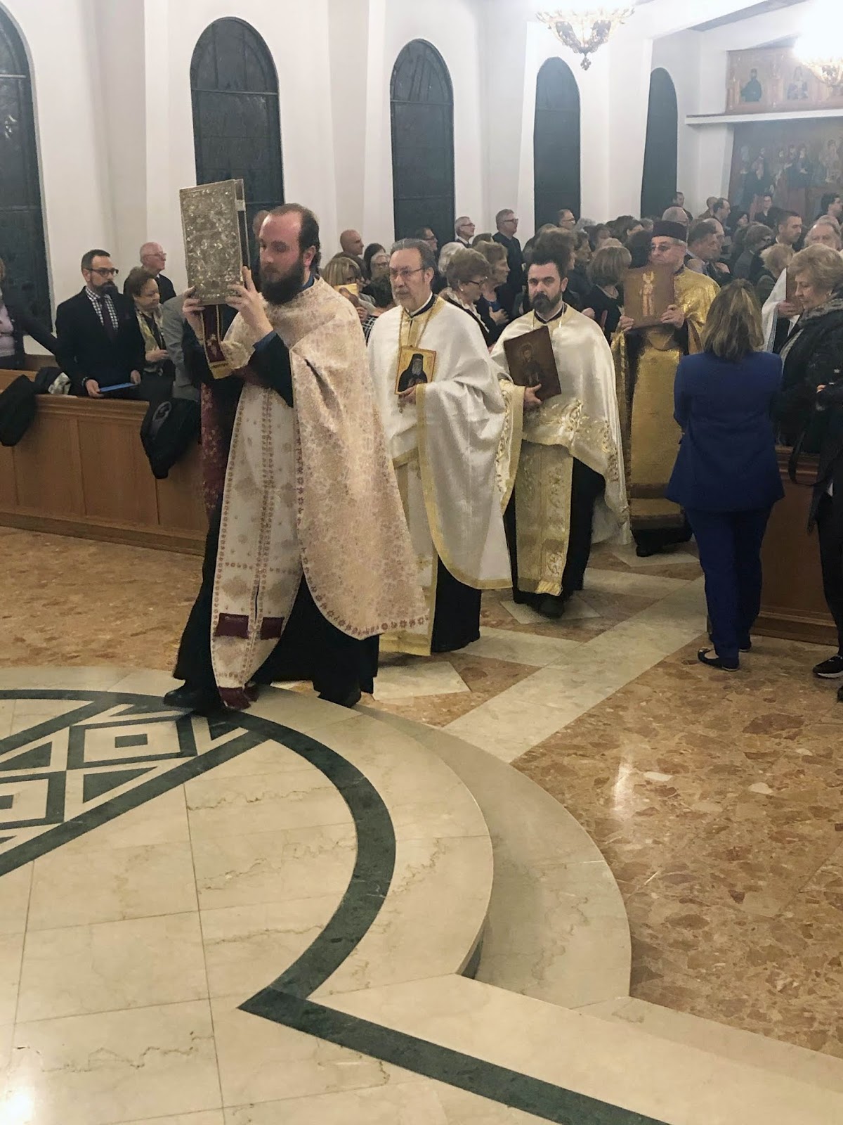 ΦΩΣ ΦΑΝΑΡΙΟΥ: ΠΑΝΟΡΘΟΔΟΞΟΣ ΕΣΠΕΡΙΝΟΣ ΣΤΟ ΜΟΝΤΡΕΑΛ ΤΟΥ ΚΑΝΑΔΑ (ΦΩΤΟ)
