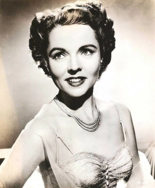 30 Beautiful Photos of Jane Wyatt in the 1930s and ’40s ~ Vintage Everyday