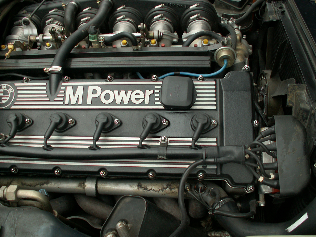 the 325iS: 1985 BMW M6 Euro VIN: BMW M88 DOHC 635CSi (Very rare Euro ...