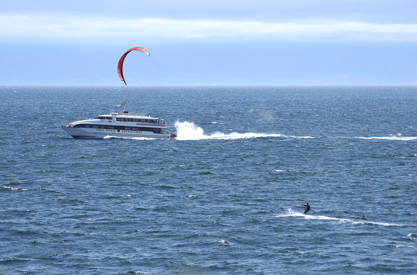 Victoria Daily Photo: Kitesurfing at Clover Point Park