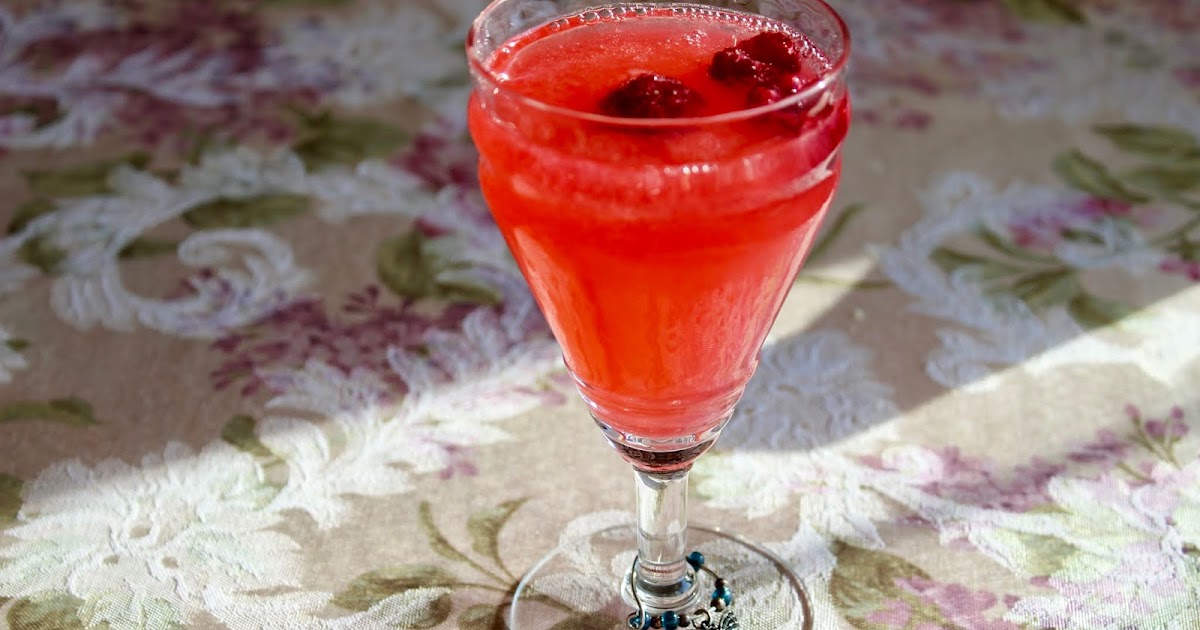 A Taste of Alaska: Raspberry Gin Daisy and Being Graceful