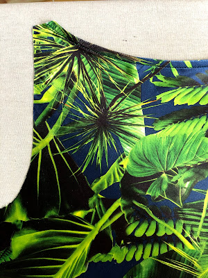 Waterfall top with Pleated Sleeves!