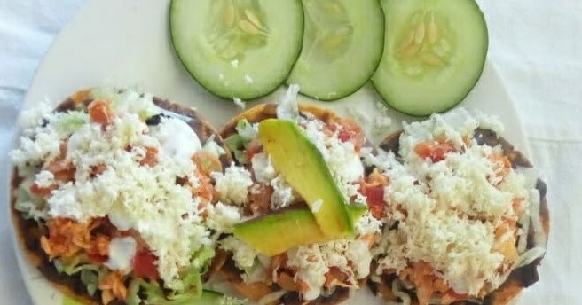 > Antojitos mexicanos. Tostaditas mini.