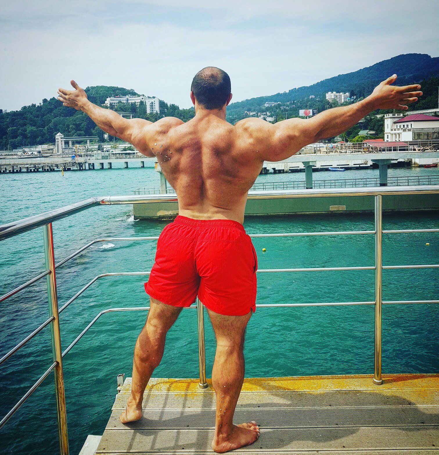 Muscle Lover: Russian hairy muscle bull Vladislav Gerasimenko