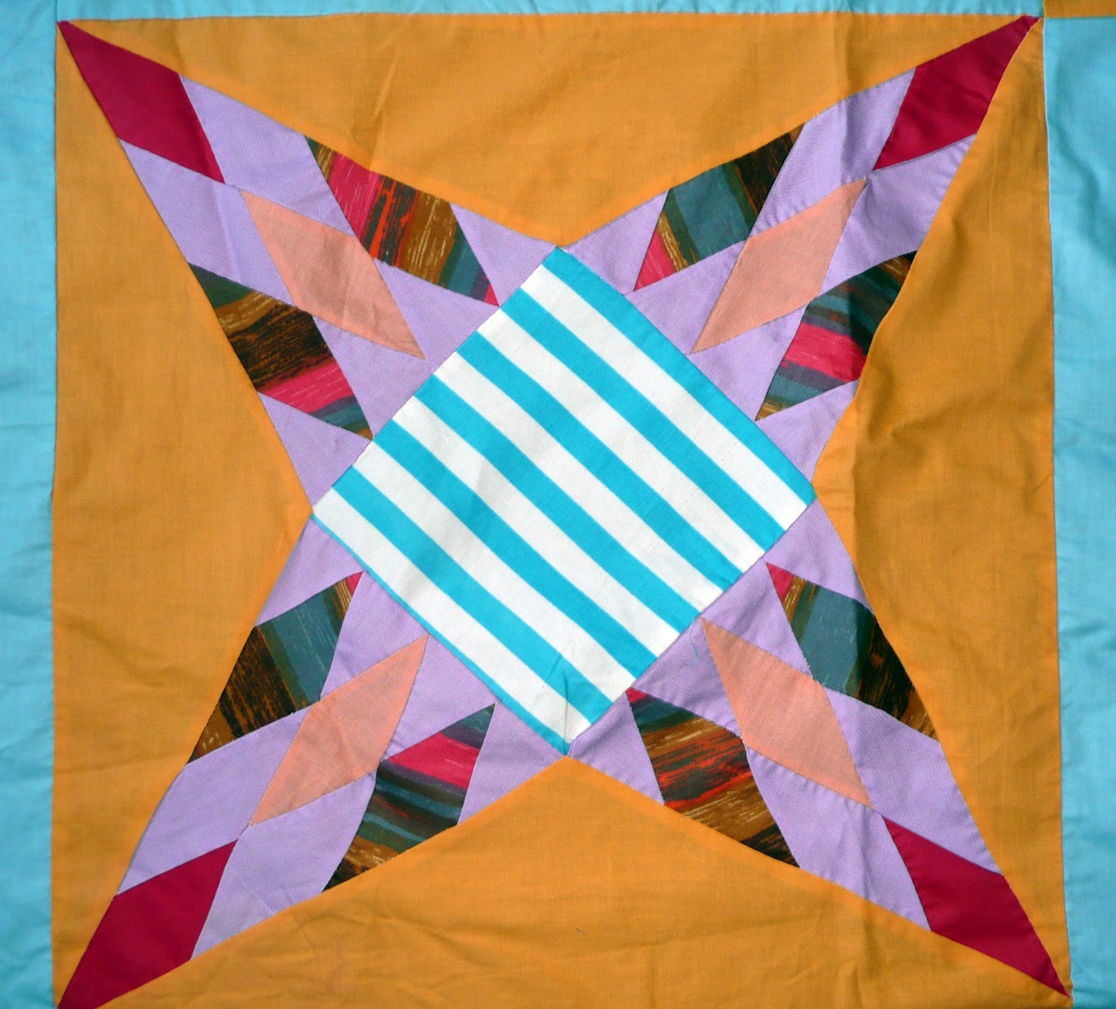 Come Quilt (Sue Garman): Happy Daze!