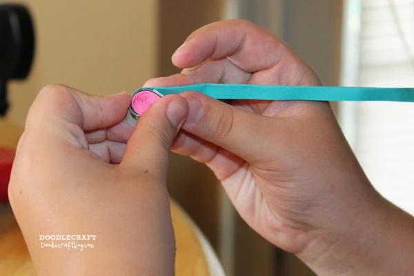 Upcycled Rolled Paper Frame DIY Craft!