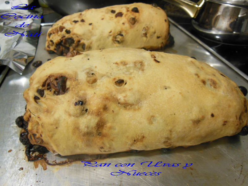 PANES, PASTA Y ARROCES DE LA A- A LA -Z: PAN CON UVAS PASAS Y NUECES.