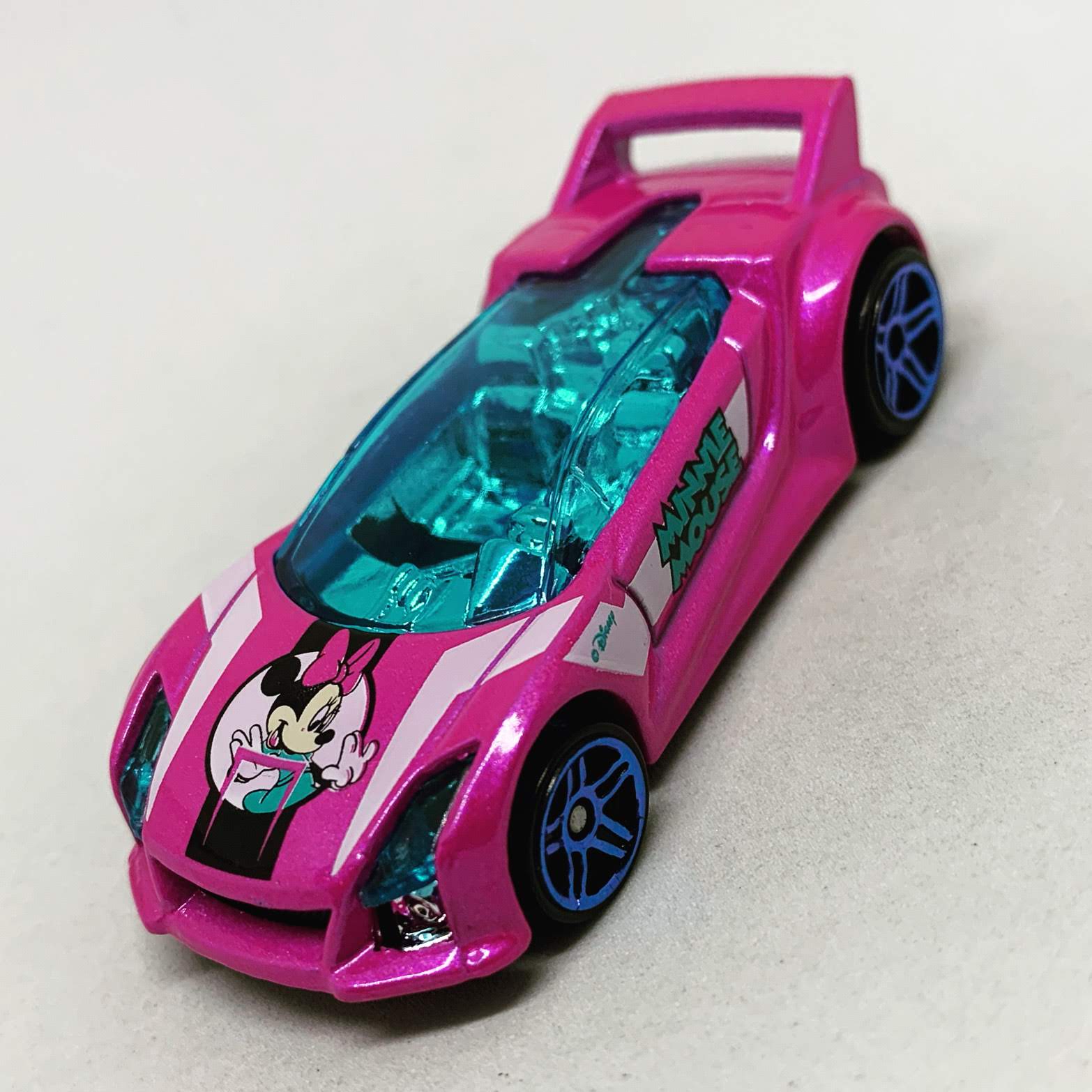 JULIAN'S HOT WHEELS BLOG: Quick N' Sik - Minnie Mouse (2019 Disney - 90 ...