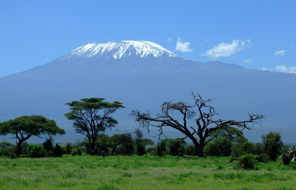 14 Best Tourist Attractions in Kenya
