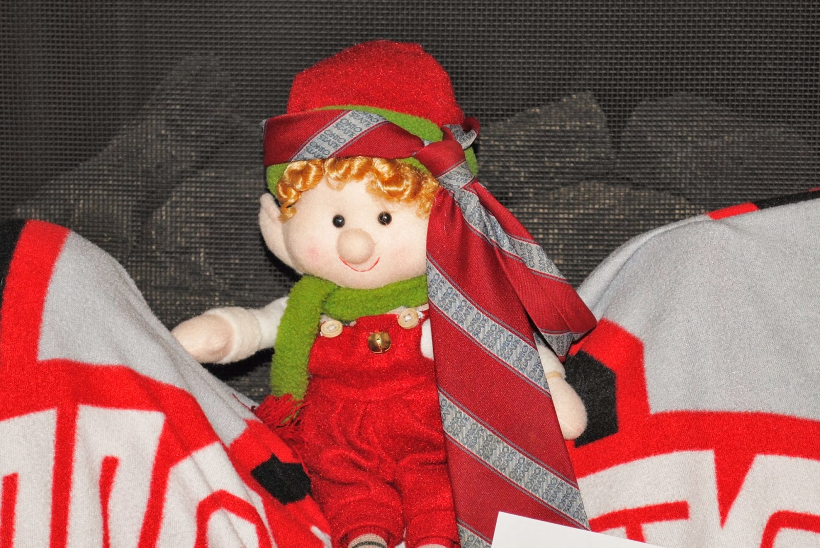 Blessed Beyond Measure: Elf on the Shelf Day 7- 2013- Show their true ...