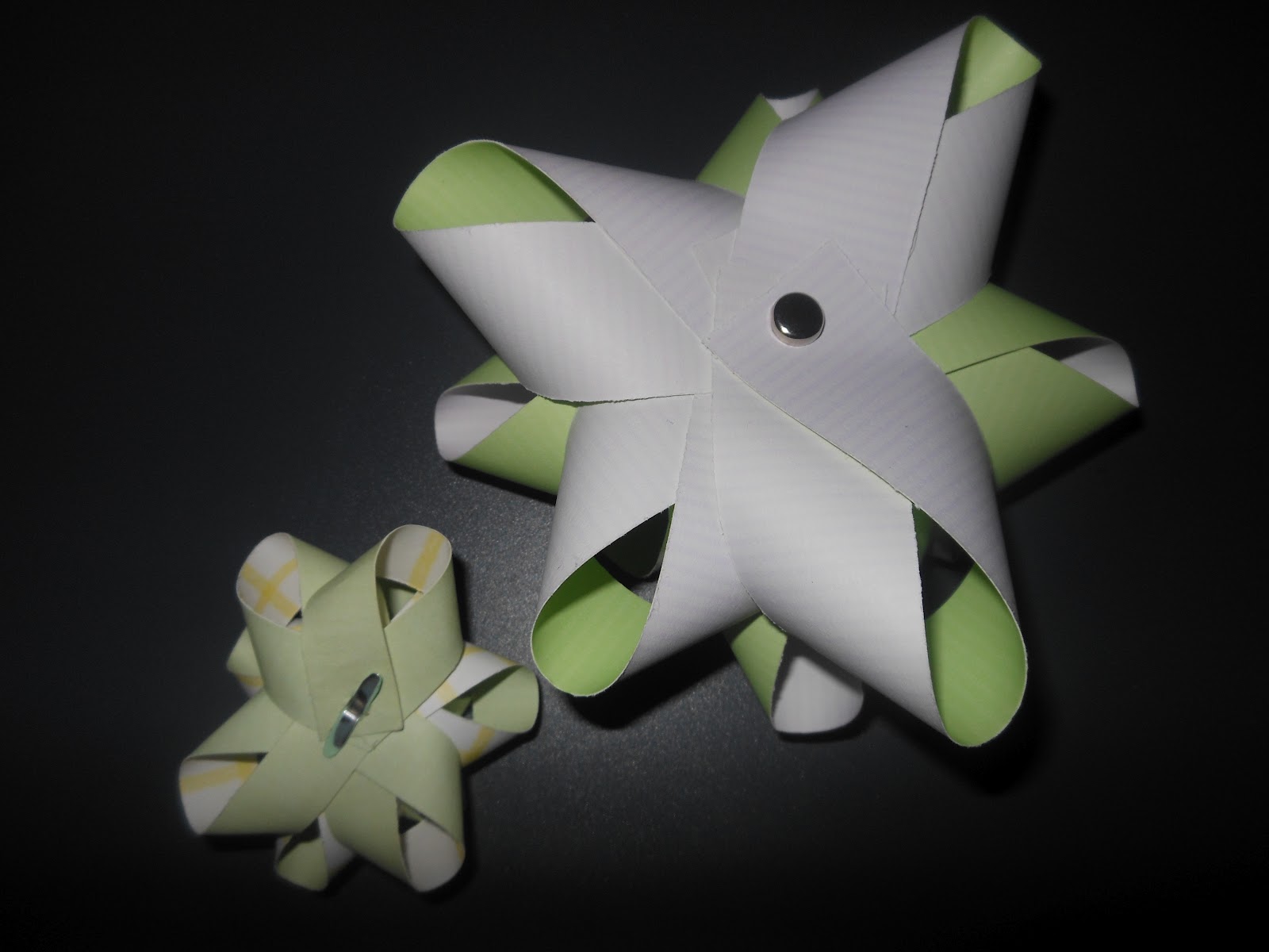 Check it Out! with Dawn: Make It Monday - Paper Bows