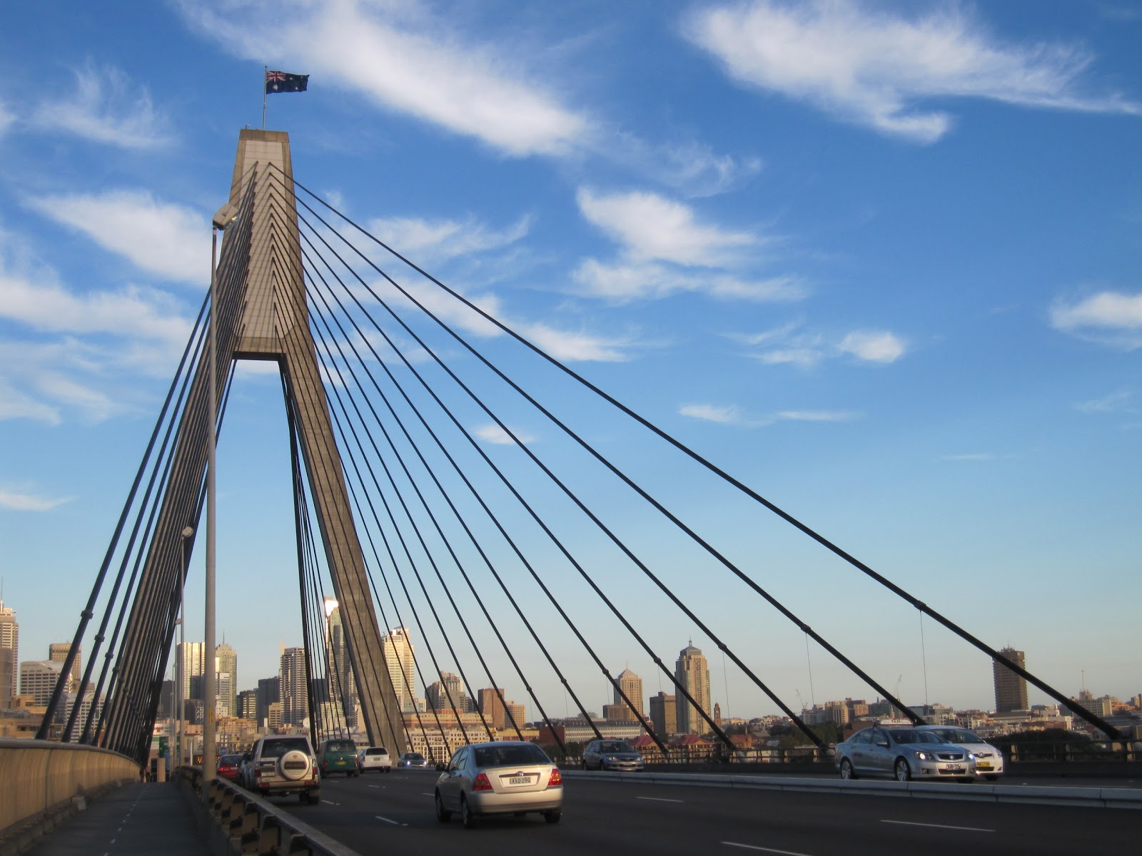 Sydney - City and Suburbs: Anzac Bridge