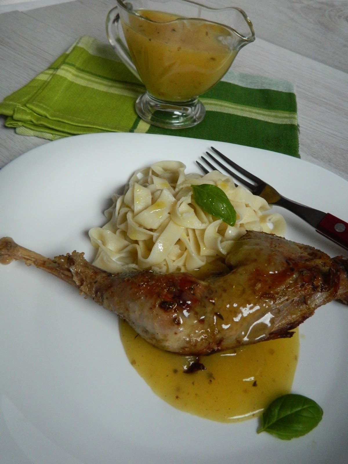 Weekend Passion: Fazan cu sos de vin si tagliatelle