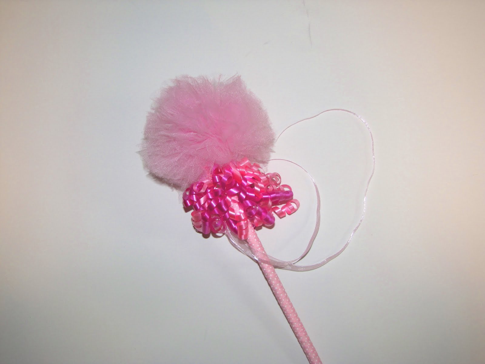 Sprinkle Me Pink Blog - DIY Creations: Magical Princess "Poof" Wands