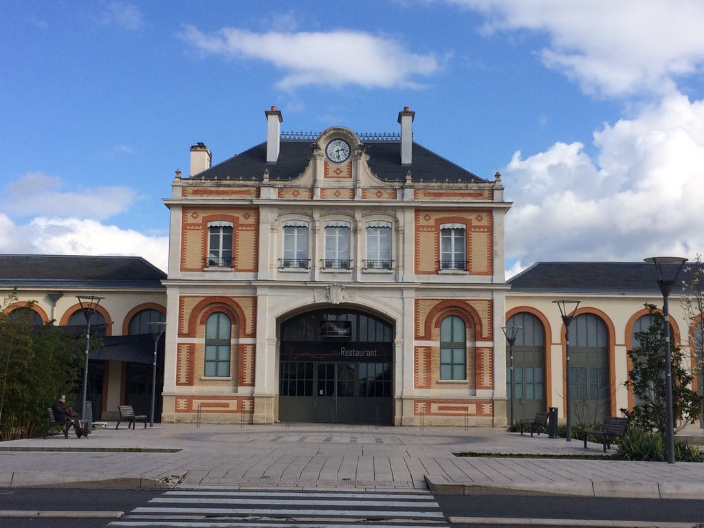 A cidade de Vichy VIAJAR é alargar os nossos horizontes - Vamos de Férias