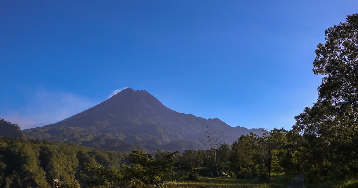 Sejarah Gunung Merapi - BIO & SEJARAH UPDATE