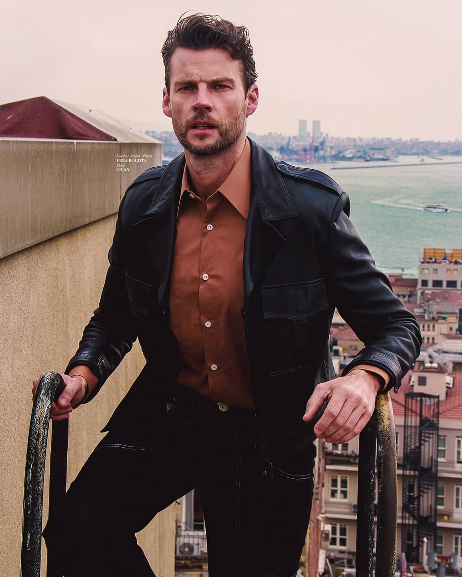 Wesley Thevissen conquista la ciudad de Galata para la portada de ...