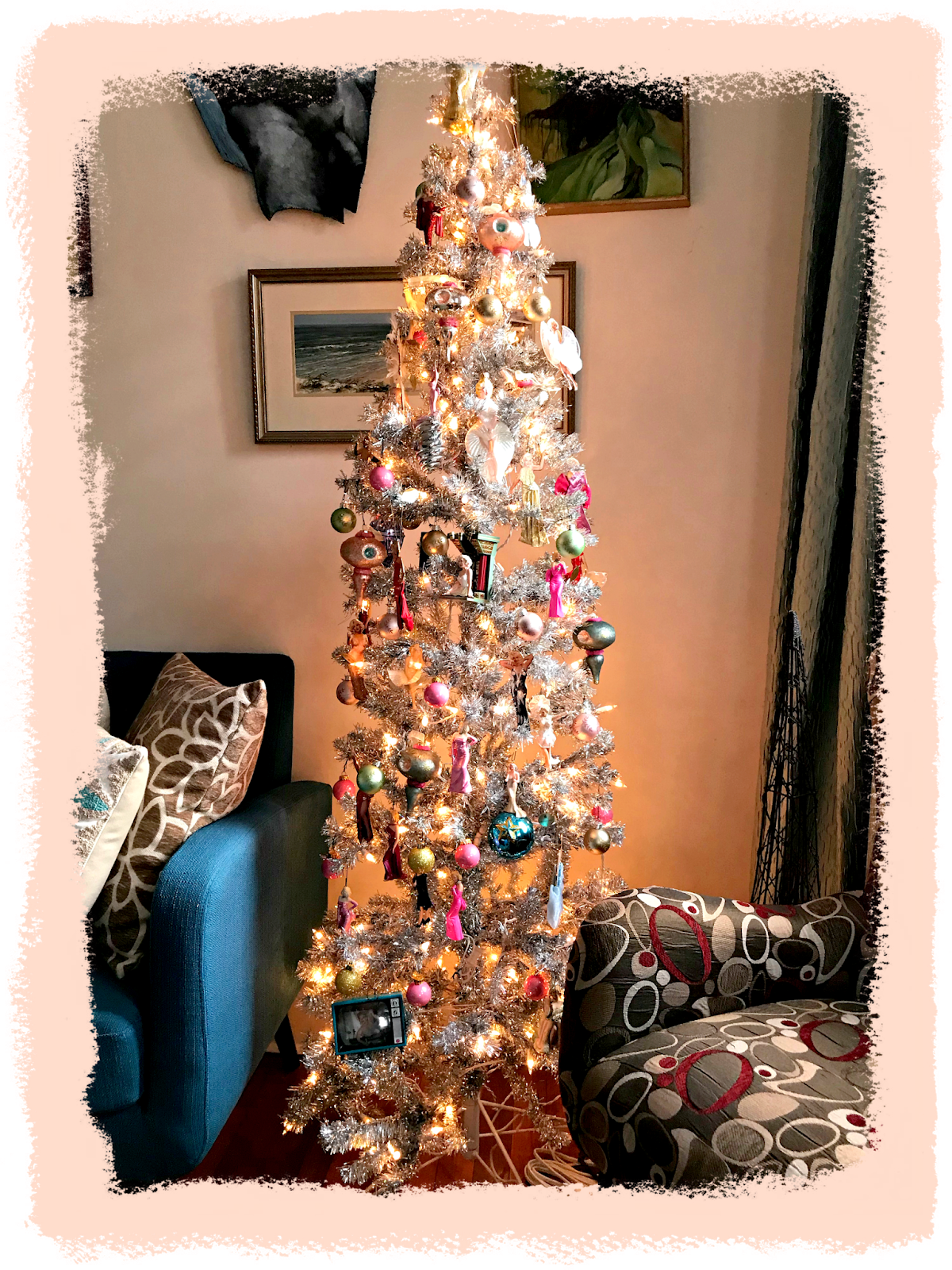 Enchanted Revelries: From My Home to Yours ... Joyeux Noël!