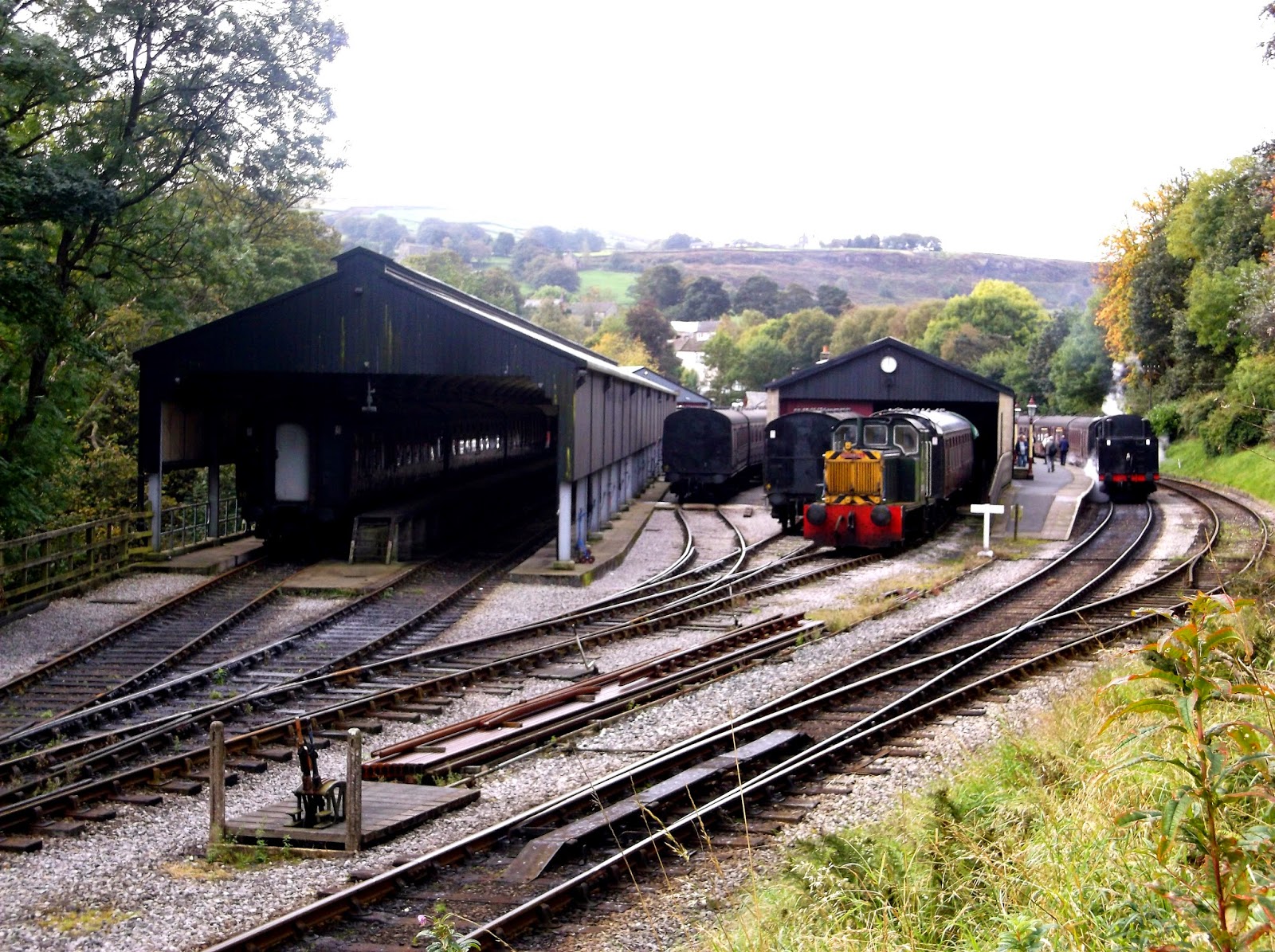 Steam Memories: Keighley and Worth Valley Railway Oxenhope station and ...
