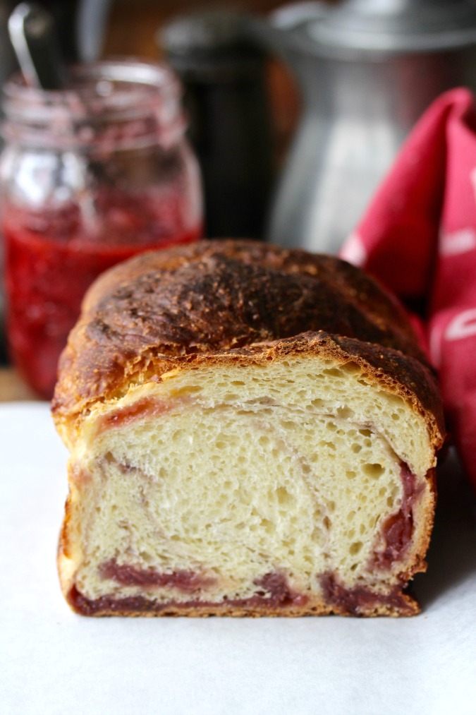 Strawberry Swirl No-Knead Brioche with Strawberry Lime Jam | Strawberry ...
