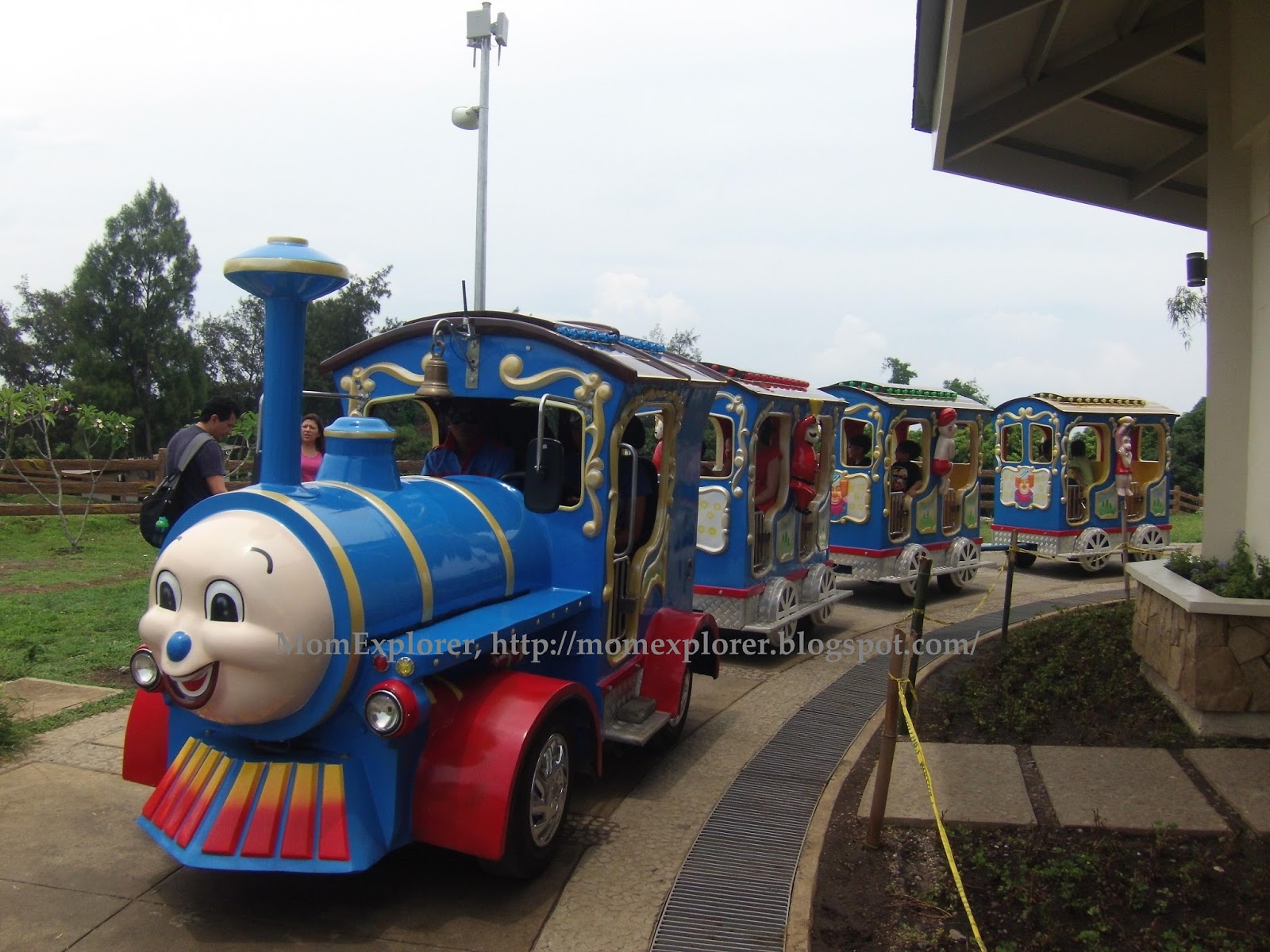 Sky Eye of Sky Fun at Sky Ranch Tagaytay | MomExplorer