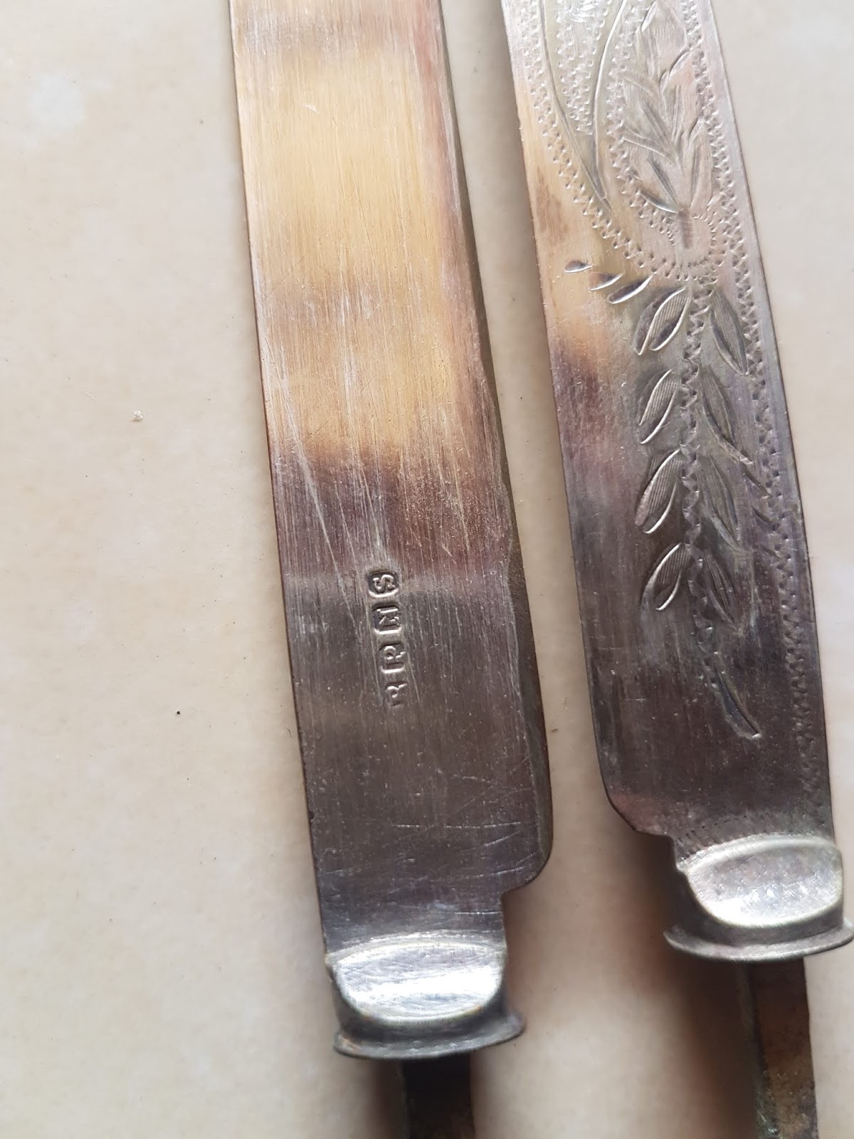 antiQue Bekasi: Pisau antik bangsawan eropa motif material perak BPNS