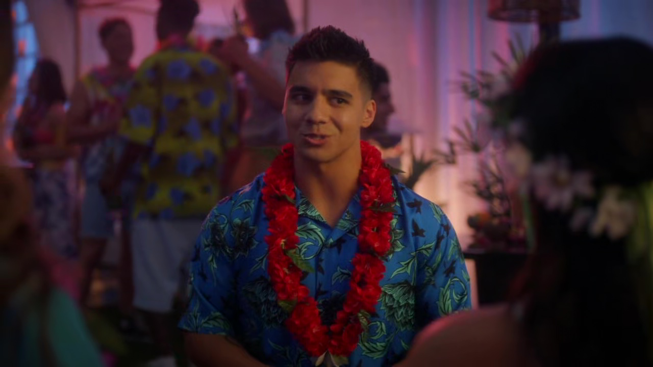 ausCAPS: Jordan Buhat shirtless in grown-ish 4-09 "You Beat Me To The ...