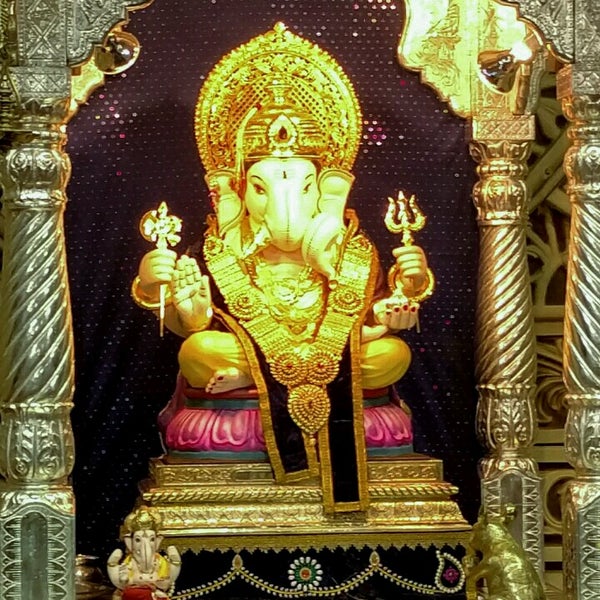 Manache Pacha Ganapati Of Pune - Health and Wealth
