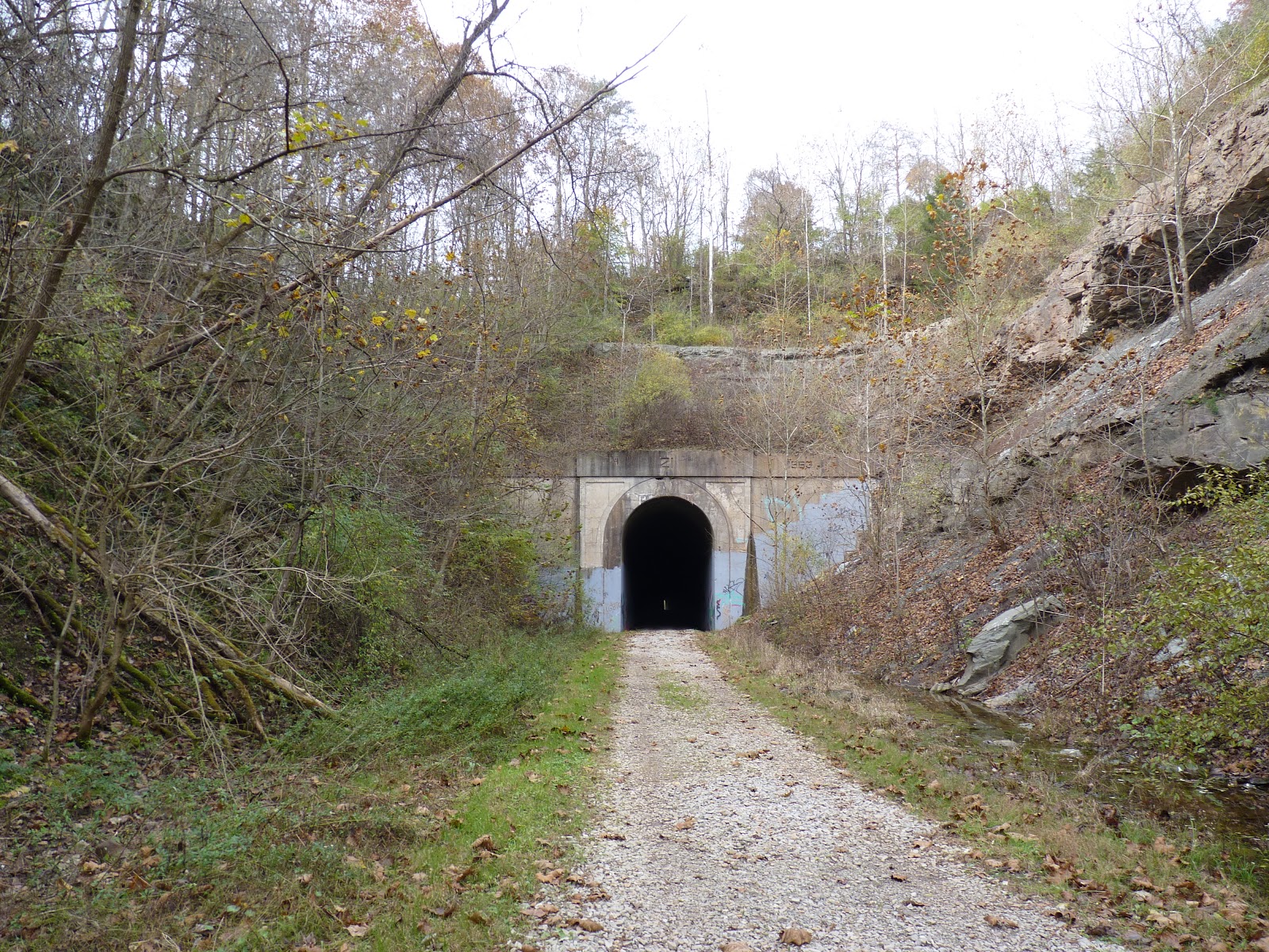 Granny Sue's News and Reviews: The Haunted Tunnel