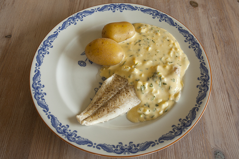 cat´s bak- och matblogg: Kokt torsk med ägg- och persiljesås