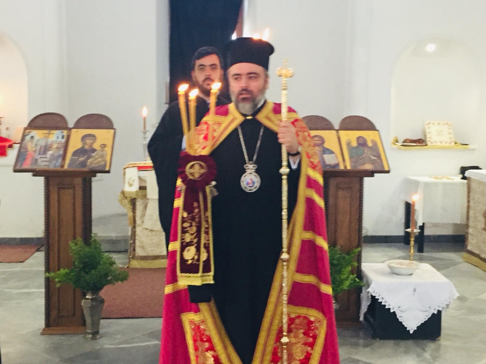 ΦΩΣ ΦΑΝΑΡΙΟΥ: Η ΕΟΡΤΗ ΤΗΣ ΥΨΩΣΕΩΣ ΤΟΥ ΤΙΜΙΟΥ ΣΤΑΥΡΟΥ ΣΤΗΝ ΣΜΥΡΝΗ (ΦΩΤΟ)